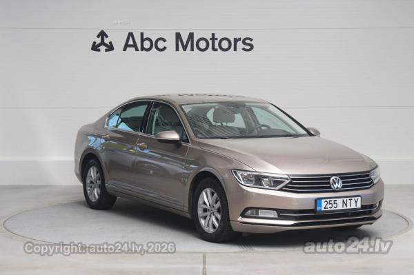 Beige Volkswagen Passat 2016 in Tallinn, with an engine capacity of 1.80 L and mileage of 141 thousand km for 11990 €, photo 3 on AUTOMOTO.COM.LV