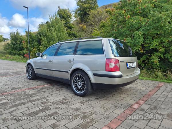 Beige Volkswagen Passat 2004 in Rakvere, with an engine capacity of 2.00 L and mileage of 205 thousand km for 1690 €, photo 4 on AUTOMOTO.COM.LV