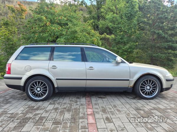 Beige Volkswagen Passat 2004 in Rakvere, with an engine capacity of 2.00 L and mileage of 205 thousand km for 1690 €, photo 8 on AUTOMOTO.COM.LV