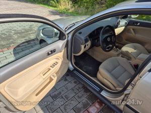 Beige Volkswagen Passat 2004 in Rakvere, with an engine capacity of 2.00 L and mileage of 205 thousand km for 1690 €, photo 18 on AUTOMOTO.COM.LV