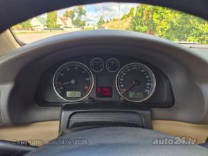 Beige Volkswagen Passat 2004 in Rakvere, with an engine capacity of 2.00 L and mileage of 205 thousand km for 1690 €, photo 20 on AUTOMOTO.COM.LV