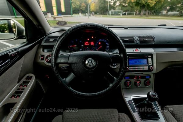 Smilšu krāsa Volkswagen Passat 2008 Tallina, ar dzinēja tilpumu 2.00 L un nobraukumu 229 tūkst. km par 3999 €, foto 11 vietnē AUTOMOTO.COM.LV