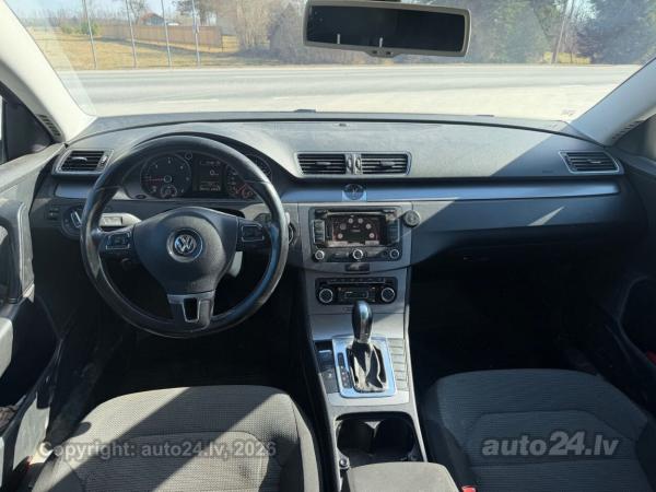 Smilšu krāsa Volkswagen Passat 2011 Tallina, ar dzinēja tilpumu 2.00 L un nobraukumu 0 tūkst. km par 2499 €, foto 7 vietnē AUTOMOTO.COM.LV