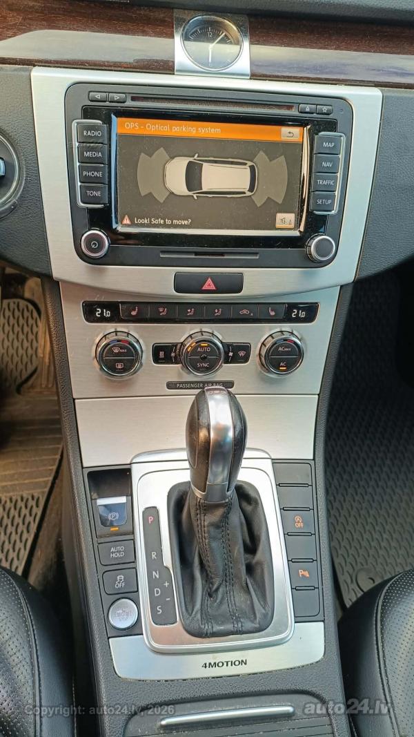 Smilšu krāsa Volkswagen Passat 2012 Tartu, ar dzinēja tilpumu 2.00 L un nobraukumu 331 tūkst. km par 4999 €, foto 10 vietnē AUTOMOTO.COM.LV