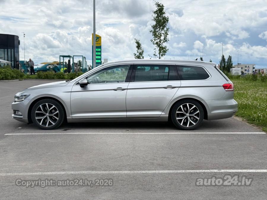 Beige Volkswagen Passat 2016 in Tallinn, with an engine capacity of 2.00 L and mileage of 325 thousand km for 8699 €, photo 3 on AUTOMOTO.COM.LV