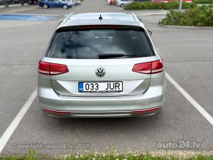 Beige Volkswagen Passat 2016 in Tallinn, with an engine capacity of 2.00 L and mileage of 325 thousand km for 8699 €, photo 5 on AUTOMOTO.COM.LV