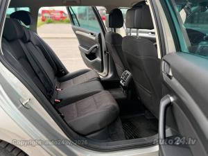 Beige Volkswagen Passat 2016 in Tallinn, with an engine capacity of 2.00 L and mileage of 325 thousand km for 8699 €, photo 14 on AUTOMOTO.COM.LV