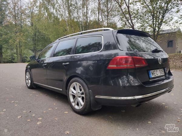 Black Volkswagen Passat 2012 in Ignalina, with an engine capacity of 2.00 L and mileage of 345 thousand km for 5200 €, photo 5 on AUTOMOTO.COM.LV