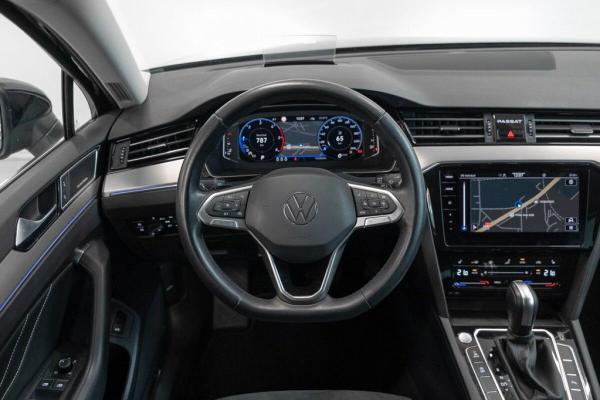 Melns Volkswagen Passat 2022 Viļņa, ar dzinēja tilpumu 2.00 L un nobraukumu 140 tūkst. km par 23900 €, foto 9 vietnē AUTOMOTO.COM.LV