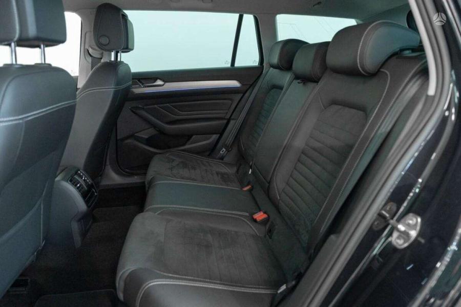 Black Volkswagen Passat 2022 in Vilnius, with an engine capacity of 2.00 L and mileage of 140 thousand km for 23900 €, photo 23 on AUTOMOTO.COM.LV