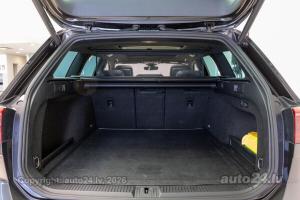Black Volkswagen Passat 2023 in Johvi, with an engine capacity of 2.00 L and mileage of 161 thousand km for 23500 €, photo 10 on AUTOMOTO.COM.LV