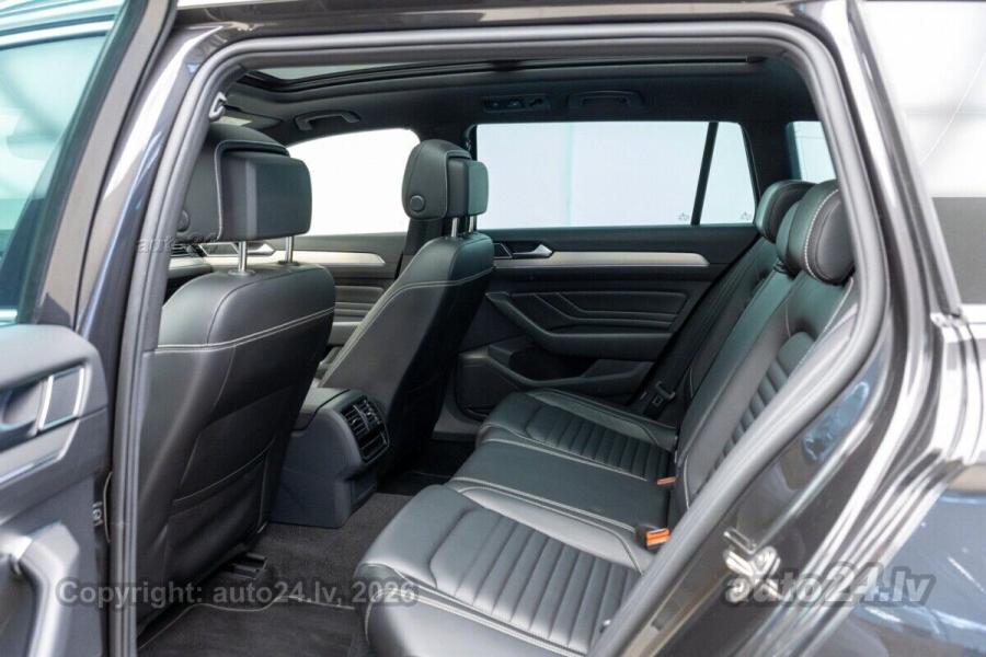 Black Volkswagen Passat 2023 in Johvi, with an engine capacity of 2.00 L and mileage of 161 thousand km for 23500 €, photo 12 on AUTOMOTO.COM.LV
