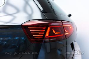 Black Volkswagen Passat 2023 in Johvi, with an engine capacity of 2.00 L and mileage of 161 thousand km for 23500 €, photo 20 on AUTOMOTO.COM.LV