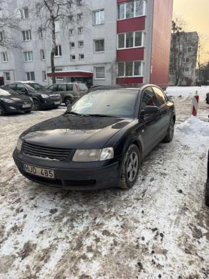 Black Volkswagen Passat 1999 in Kaunas, with an engine capacity of 1.90 L and mileage of 460 thousand km for 1200 €, photo 2 on AUTOMOTO.COM.LV