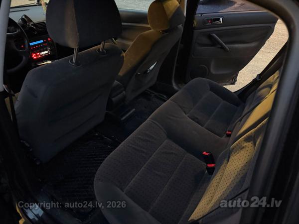 Фольксваген Пассат 1999 в Тарту на AUTOMOTO.COM.LV Черный Фольксваген Пассат 1999 в Тарту, объемом двигателя 1.60 л и пробегом 0 тыс. км за 1350 €, фото 10 на AUTOMOTO.COM.LV
