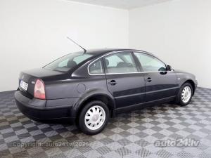 Melns Volkswagen Passat 2000 Tallina, ar dzinēja tilpumu 1.90 L un nobraukumu 369 tūkst. km par 1599 €, foto 3 vietnē AUTOMOTO.COM.LV