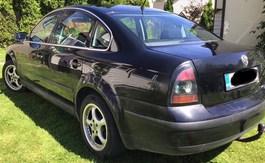 Melns Volkswagen Passat 2001 Jehvi, ar dzinēja tilpumu 0.00 L un nobraukumu 207 tūkst. km par 1500 €, foto 10 vietnē AUTOMOTO.COM.LV