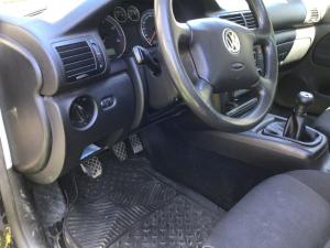 Melns Volkswagen Passat 2001 Jehvi, ar dzinēja tilpumu 0.00 L un nobraukumu 207 tūkst. km par 1500 €, foto 11 vietnē AUTOMOTO.COM.LV