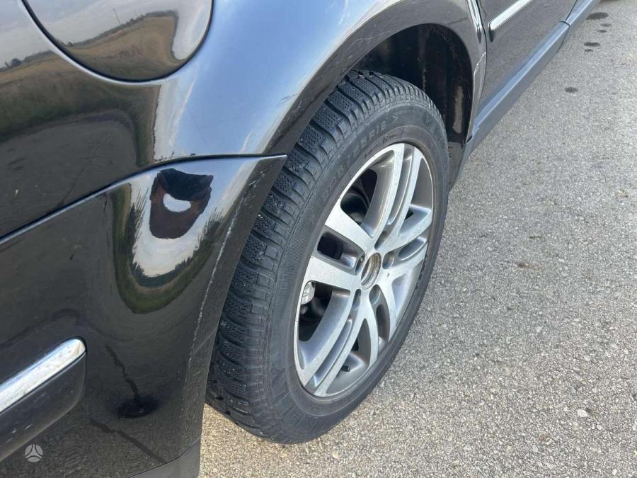 Melns Volkswagen Passat 2001 Kauņa, ar dzinēja tilpumu 2.77 L un nobraukumu 95 tūkst. km par 2500 €, foto 14 vietnē AUTOMOTO.COM.LV