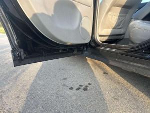 Melns Volkswagen Passat 2001 Kauņa, ar dzinēja tilpumu 2.77 L un nobraukumu 95 tūkst. km par 2500 €, foto 17 vietnē AUTOMOTO.COM.LV