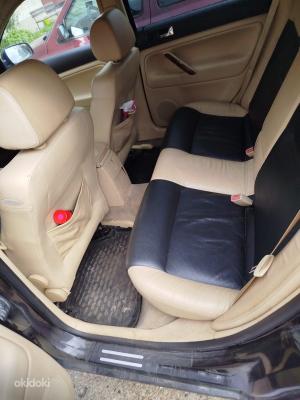 Black Volkswagen Passat 2002 in Narva, with an engine capacity of 2.80 L and mileage of 258 thousand km for 700 €, photo 9 on AUTOMOTO.COM.LV