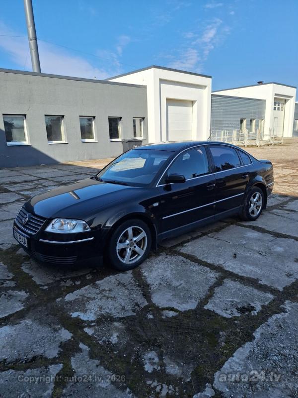 Melns Volkswagen Passat 2003 Tallina, ar dzinēja tilpumu 2.80 L un nobraukumu 311 tūkst. km par 2200 €, foto 1 vietnē AUTOMOTO.COM.LV