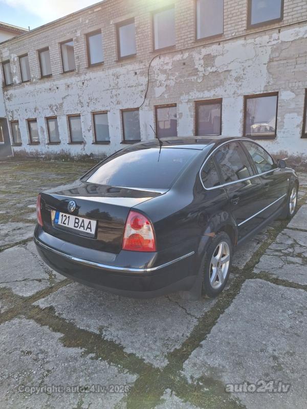 Melns Volkswagen Passat 2003 Tallina, ar dzinēja tilpumu 2.80 L un nobraukumu 311 tūkst. km par 2200 €, foto 3 vietnē AUTOMOTO.COM.LV