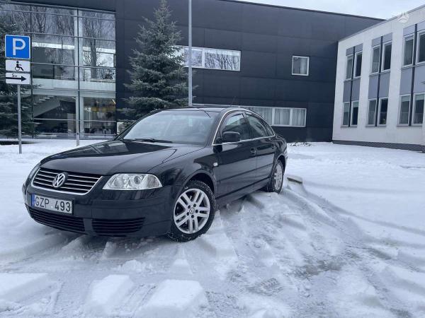 Black Volkswagen Passat 2004 in Jurbarkas, with an engine capacity of 1.90 L and mileage of 370 thousand km for 1650 €, photo 1 on AUTOMOTO.COM.LV