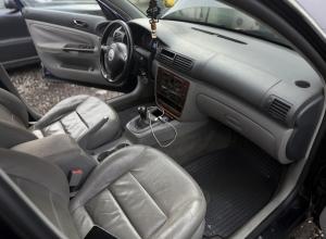 Черный Фольксваген Пассат 2004 в Кохтла-Ярве, объемом двигателя 1.90 л и пробегом 445 тыс. км за 1250 €, фото 6 на AUTOMOTO.COM.LV