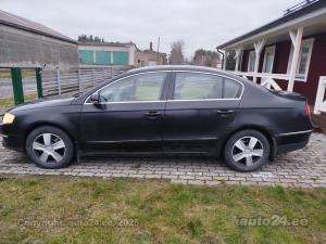 Black Volkswagen Passat 2005 in Kardla, with an engine capacity of 2.00 L and mileage of 301 thousand km for 1000 €, photo 9 on AUTOMOTO.COM.LV