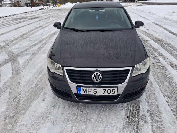 Black Volkswagen Passat 2005 in Kaunas, with an engine capacity of 1.90 L and mileage of 347 thousand km for 1500 €, photo 2 on AUTOMOTO.COM.LV