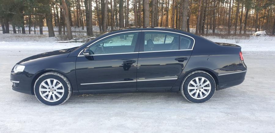 Black Volkswagen Passat 2005 in Jonava, with an engine capacity of 1.90 L and mileage of 306 thousand km for 3000 €, photo 5 on AUTOMOTO.COM.LV