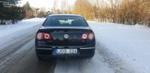 Black Volkswagen Passat 2005 in Jonava, with an engine capacity of 1.90 L and mileage of 306 thousand km for 3000 €, photo 6 on AUTOMOTO.COM.LV
