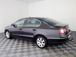 Black Volkswagen Passat 2005 in Tallinn, with an engine capacity of 2.00 L and mileage of 272 thousand km for 1499 €, photo 5 on AUTOMOTO.COM.LV