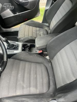 Melns Volkswagen Passat 2005 Šauļi, ar dzinēja tilpumu 1.90 L un nobraukumu 385 tūkst. km par 750 €, foto 8 vietnē AUTOMOTO.COM.LV