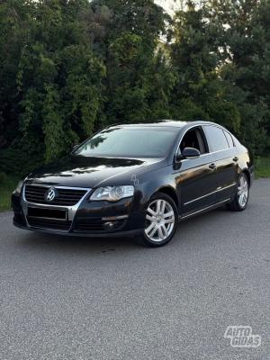 Melns Volkswagen Passat 2005 Šalčininkai, ar dzinēja tilpumu 2.00 L un nobraukumu 477 tūkst. km par 1550 €, foto  vietnē AUTOMOTO.COM.LV