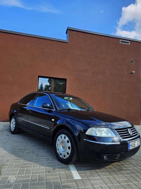 Черный Фольксваген Пассат 2005 в Кайшядорис, объемом двигателя 1.90 л и пробегом 371 тыс. км за 1750 €, фото 2 на AUTOMOTO.COM.LV