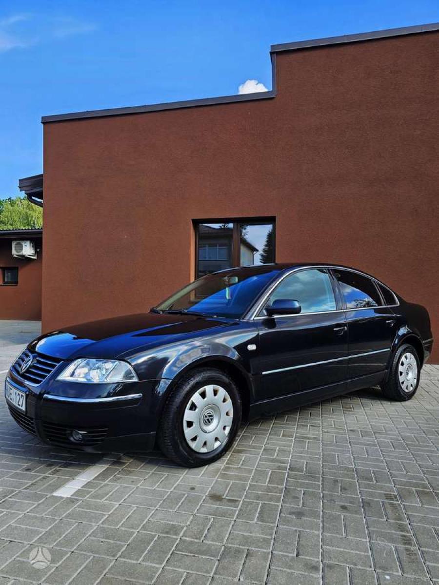 Black Volkswagen Passat 2005 in Kaisiadorys, with an engine capacity of 1.90 L and mileage of 371 thousand km for 1750 €, photo 6 on AUTOMOTO.COM.LV