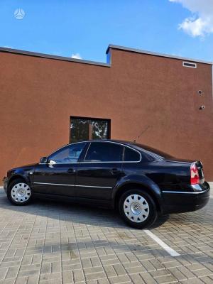 Black Volkswagen Passat 2005 in Kaisiadorys, with an engine capacity of 1.90 L and mileage of 371 thousand km for 1750 €, photo 15 on AUTOMOTO.COM.LV