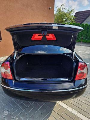 Black Volkswagen Passat 2005 in Kaisiadorys, with an engine capacity of 1.90 L and mileage of 371 thousand km for 1750 €, photo 17 on AUTOMOTO.COM.LV
