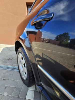 Black Volkswagen Passat 2005 in Kaisiadorys, with an engine capacity of 1.90 L and mileage of 371 thousand km for 1750 €, photo 20 on AUTOMOTO.COM.LV