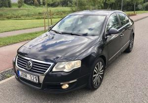 Volkswagen Passat 2005 in Vilnius on AUTOMOTO.COM.LV Black Volkswagen Passat 2005 in Vilnius, with an engine capacity of 1.97 L and mileage of 430 thousand km for 1250 β¬, photo 1 on AUTOMOTO.COM.LV