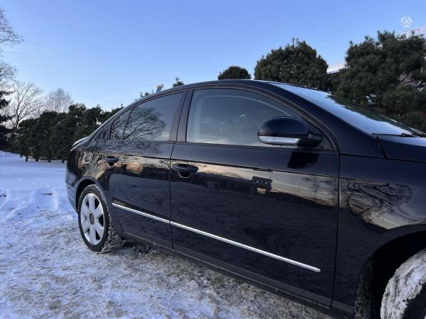 Melns Volkswagen Passat 2006 Alīta, ar dzinēja tilpumu 1.97 L un nobraukumu 279 tūkst. km par 2450 €, foto 6 vietnē AUTOMOTO.COM.LV
