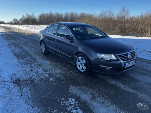 Melns Volkswagen Passat 2006 Telšiai, ar dzinēja tilpumu 2.00 L un nobraukumu 340 tūkst. km par 1150 €, foto 2 vietnē AUTOMOTO.COM.LV