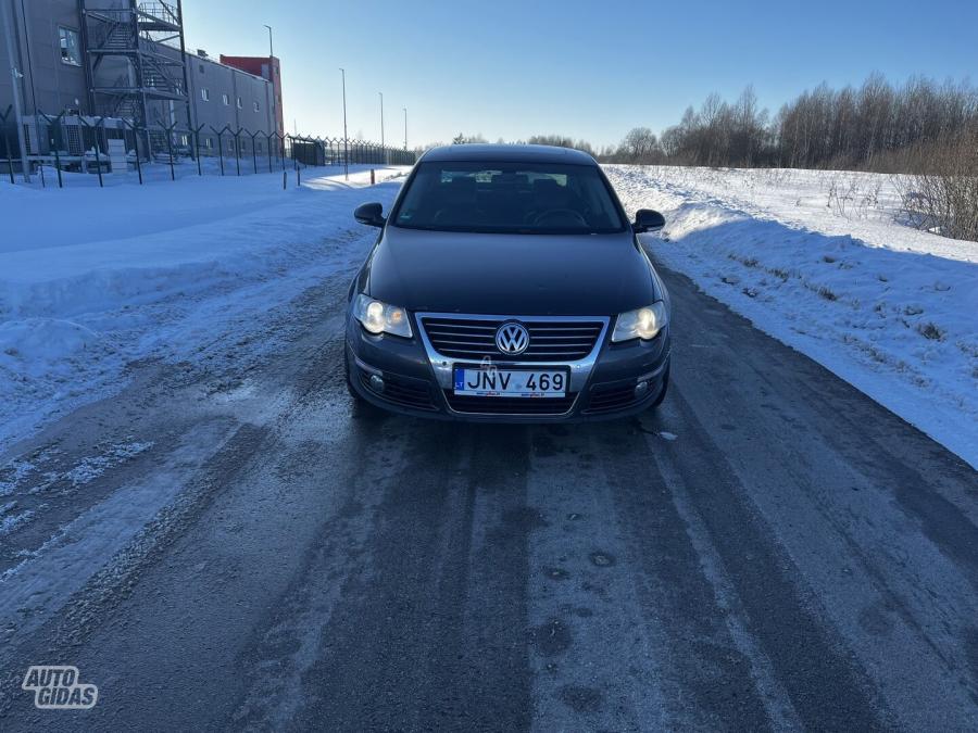 Black Volkswagen Passat 2006 in Telschi, with an engine capacity of 2.00 L and mileage of 340 thousand km for 1150 €, photo 6 on AUTOMOTO.COM.LV