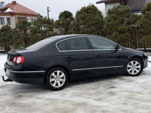 Melns Volkswagen Passat 2006 Alīta, ar dzinēja tilpumu 1.97 L un nobraukumu 276 tūkst. km par 2350 €, foto 8 vietnē AUTOMOTO.COM.LV
