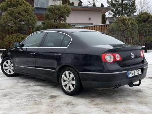 Melns Volkswagen Passat 2006 Alīta, ar dzinēja tilpumu 1.97 L un nobraukumu 276 tūkst. km par 2350 €, foto 10 vietnē AUTOMOTO.COM.LV