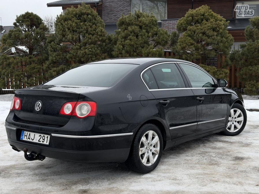 Melns Volkswagen Passat 2006 Alīta, ar dzinēja tilpumu 2.00 L un nobraukumu 276 tūkst. km par 2350 €, foto 7 vietnē AUTOMOTO.COM.LV