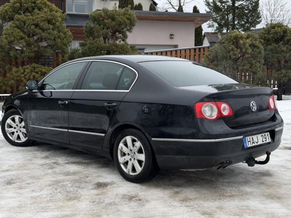 Melns Volkswagen Passat 2006 Alīta, ar dzinēja tilpumu 2.00 L un nobraukumu 276 tūkst. km par 2350 €, foto 10 vietnē AUTOMOTO.COM.LV