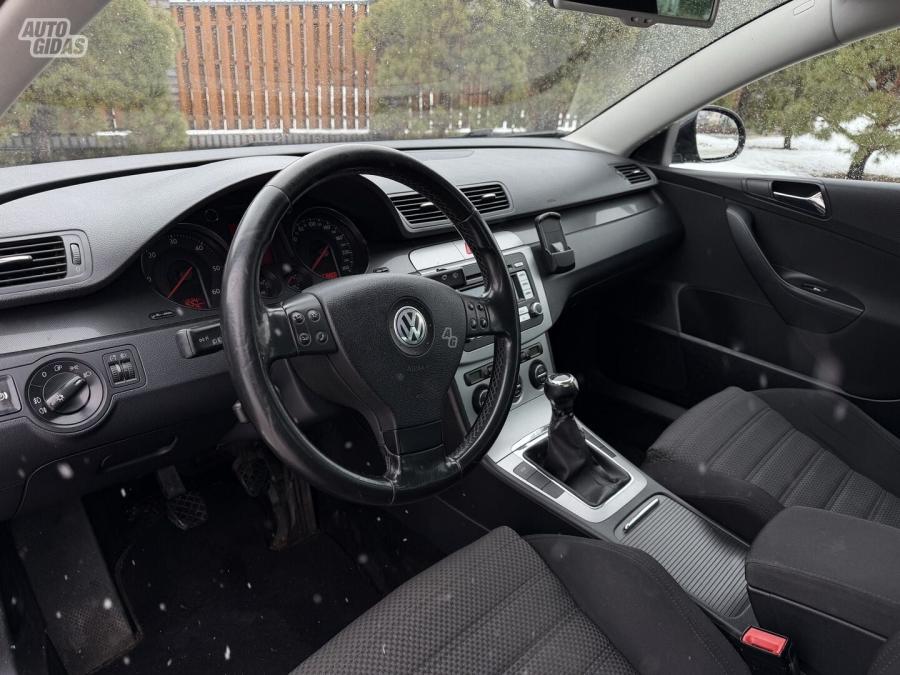 Melns Volkswagen Passat 2006 Alīta, ar dzinēja tilpumu 2.00 L un nobraukumu 276 tūkst. km par 2350 €, foto 25 vietnē AUTOMOTO.COM.LV